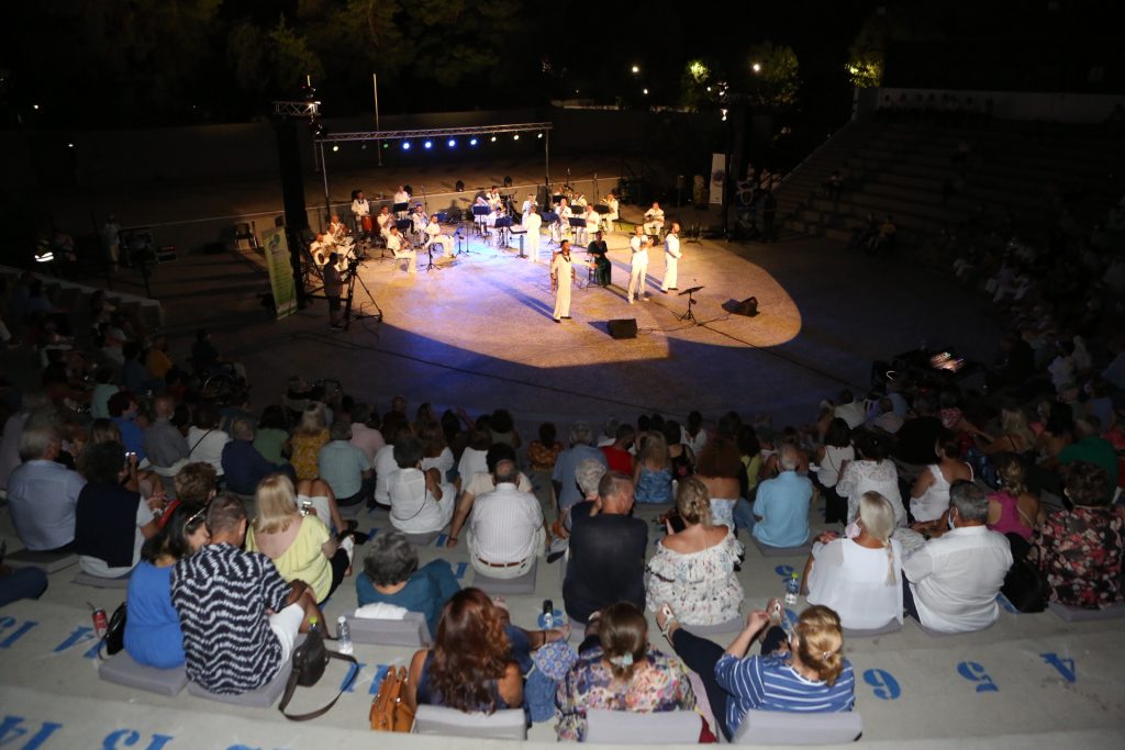 Μια βραδιά-όνειρο από τη Μπάντα του Πολεμικού Ναυτικού στο Βόλο ...