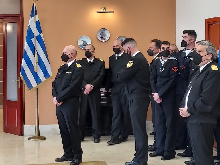 ΑΠΟΝΟΜΗ ΤΙΜΗΤΙΚΗΣ ΠΛΑΚΕΤΑΣ ΣΤΟΝ ΑΠΕΡΧΟΜΕΝΟ ΜΑΕΣΤΡΟ ΤΗς ΜΠΑΝΤΑΣ ΤΟΥ ...