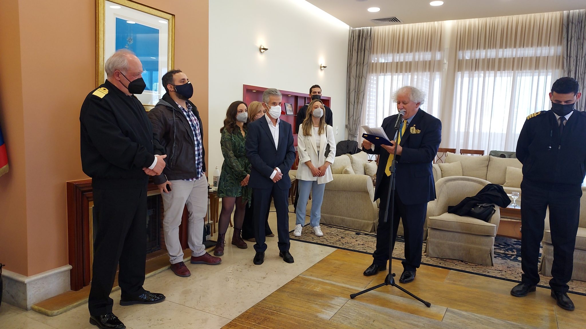 ΑΠΟΝΟΜΗ ΤΙΜΗΤΙΚΗΣ ΠΛΑΚΕΤΑΣ ΣΤΟΝ ΑΠΕΡΧΟΜΕΝΟ ΜΑΕΣΤΡΟ ΤΗς ΜΠΑΝΤΑΣ ΤΟΥ ...